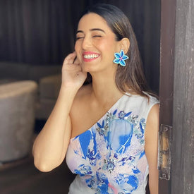 Celebrity's Choice – A Little Extra